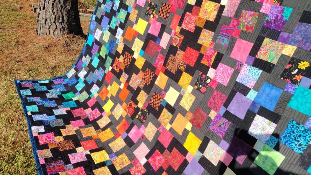 A Colorious Quilt | Deep in the Heart of Textiles